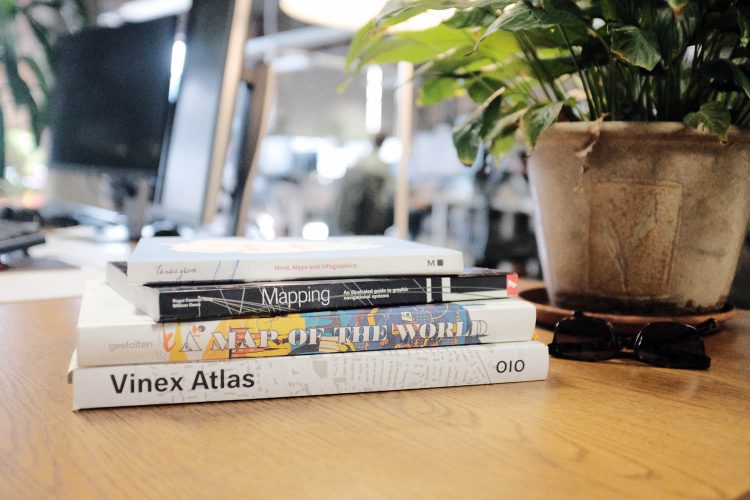 The big list of data visualisation books | VISUALISE.TODAY